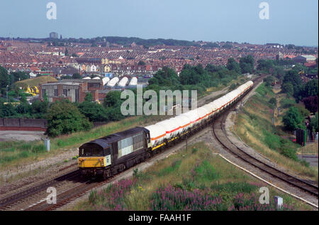 Class 58 Diesel Locomotive, BR Railfreight Sector Stock Photo - Alamy