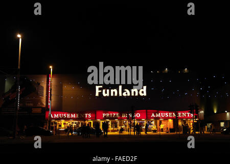 Funland bingo and amusements, Promenade, Blackpool, Lancashire, UK ...