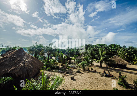 Village life on Yele Island, the Turtle Islands, Sierra Leone Stock ...
