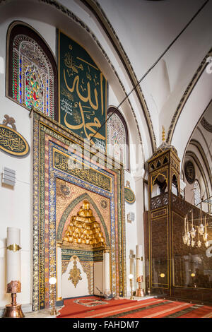 Mihrab (indicating direction of Mecca for prayer) in the Great Mosque ...
