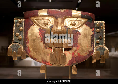 Gold Funerary Mask, Peru, The Metropolitan Museum of Art, Manhattan ...