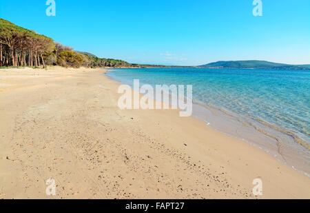 Mugoni beach in Alghero on a clear sunny day Stock Photo - Alamy