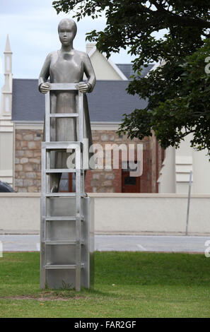 Anton Momberg sculpture, Donkin Reserve, Port Elizabeth, South Africa ...