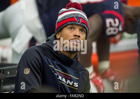 Houston Texans wide receiver Cecil Shorts III fields questions from the ...