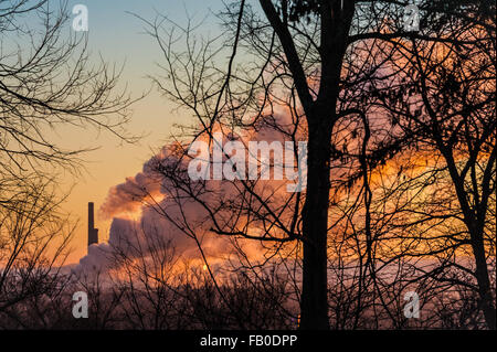 OG+E Muskogee Power Plant, a natural gas and coal-fired power plant in ...