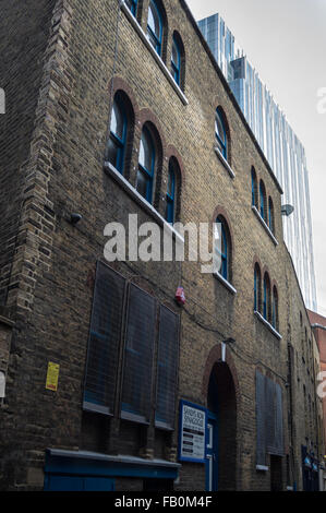 Sandy's Row Synagogue Spitalfields East London, England, UK Stock Photo ...