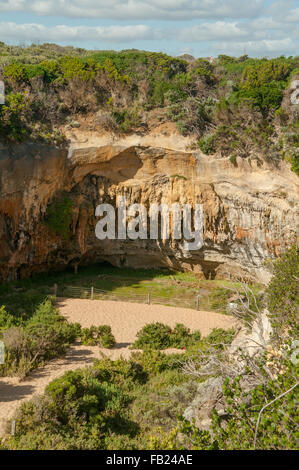 Loch Ard Gorge, Great Ocean Road, Port Campbell National Park, Victoria ...