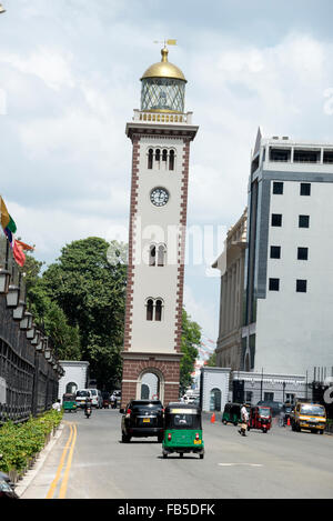 Sri Lanka, Colombo, Fort, Janadhipathi Mawatha, old disused colonial ...