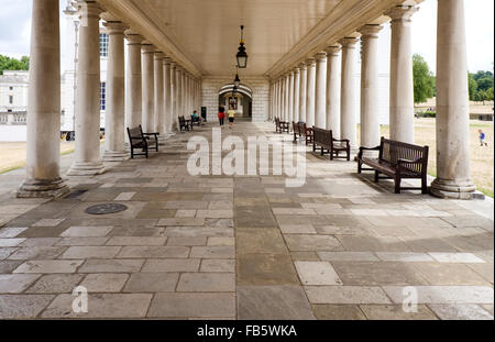 Colonnade between National Maritime Museum and Queens House and ...