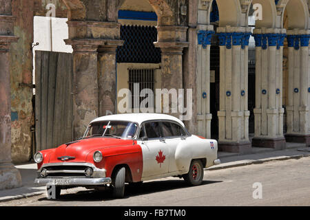 A classic American Chevrolet in Havana, Cuba Stock Photo - Alamy