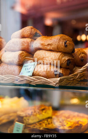 Bakery display window,Paris,France,Europe Stock Photo - Alamy