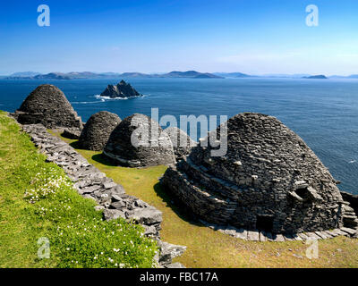 Beehive Huts at the UNESCO World Heritage site, Skellig Michael ...