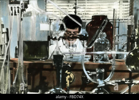 The nutty professor 1963 Jerry Lewis Stella Stevens Stock Photo - Alamy
