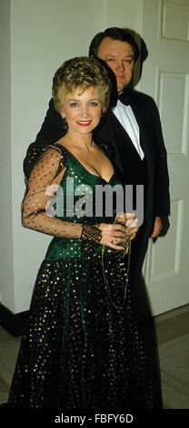 BARBARA MANDRELL - US Country singer Stock Photo: 25477996 - Alamy