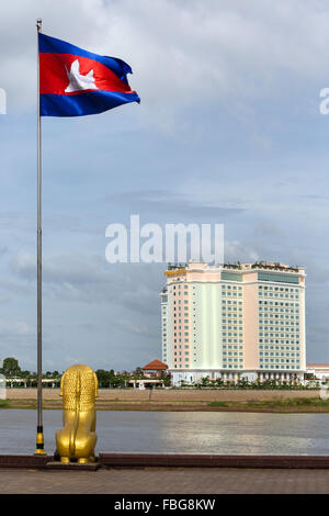 Golden Lion Tonle Sap River Phnom Penh Cambodia South East Asia Stock ...