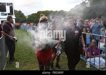 Australian aboriginal elder Uncle Max Eulo performing a ceremony Stock ...
