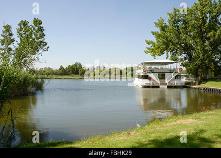 'St Marques' boat on Vaal River, Emerald Resort & Casino ...