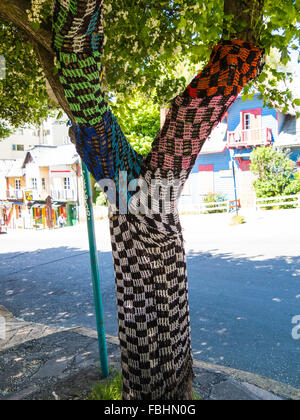 Yarn wrapped tree Stock Photo - Alamy