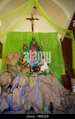 Virgin Mary alter in a neighborhood in Acapulco, Mexico Stock Photo - Alamy