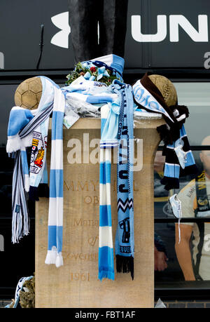Jimmy Hill statue draped with scarves at the Ricoh Arena, Coventry, UK ...