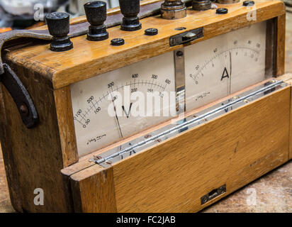 A old fashioned retro weston volt meter Stock Photo: 151671294 - Alamy