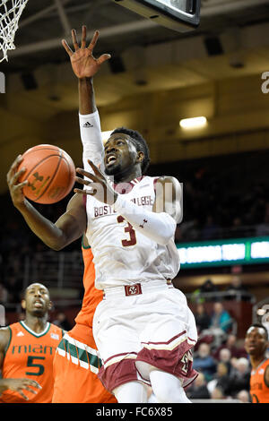Boston College Eagles guard Eli Carter (3) drives the lane during the ...