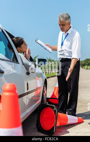 angry woman driving car Stock Photo - Alamy