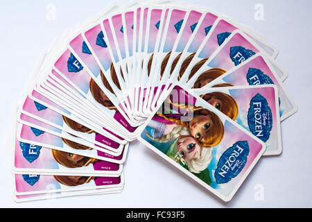 Frozen Happy Families playing cards showing Elsa and Anna family ...