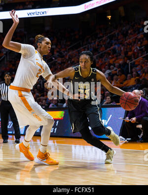 January 7, 2016: Mercedes Russell #21 of the Tennessee Lady Volunteers ...