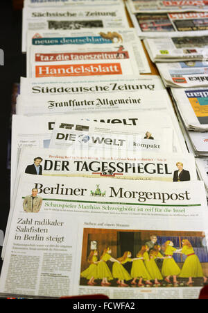 Berlin, Germany. 25th Jan, 2016. ILLUSTRATION - A cup of espresso has ...