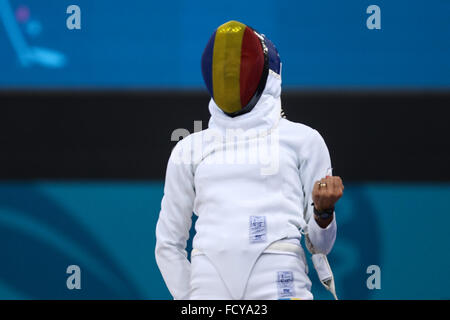 Giulia Rizzi (ITA) vs Simona Gherman (ROU). Women's Epee Individual ...