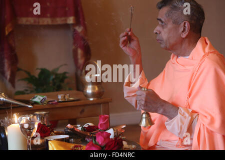 Vivekananda puja celebrated by swami Veetamohananda at the Ramakrishna ...