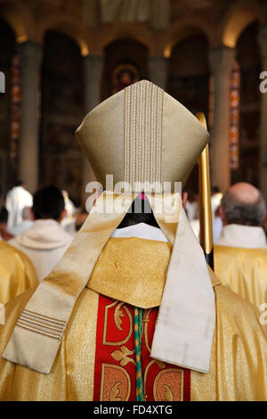 Catholic mass. Entrance procession. France Stock Photo: 148150465 - Alamy