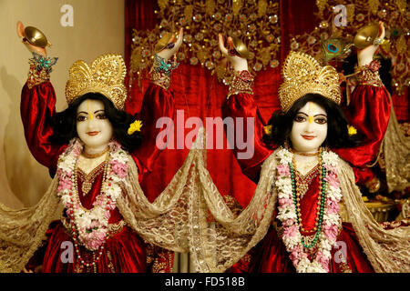 Hindu statues : Gaur and Nitai. Gaur, or Gaura, the "golden one", is ...