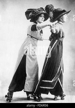 Women's fashion from 1911 Stock Photo - Alamy