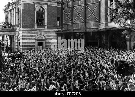 Adolf Hitler at the Bayreuth Festival, 1940 Stock Photo - Alamy