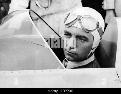The german race driver Bernd Rosemeyer with his wife, the airwoman Elly ...