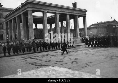 The annual commemorative march on 09 November, 1935 Stock Photo - Alamy