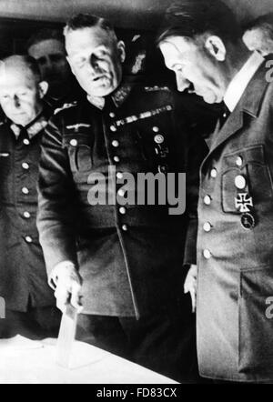 Adolf Hitler with Alfred Jodl and Wilhelm Keitel, 1940 Stock Photo - Alamy