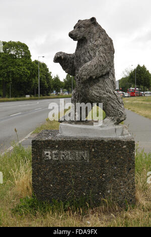 Berlin, Germany, Berliner Baer statue with arms of the Kingdom of ...