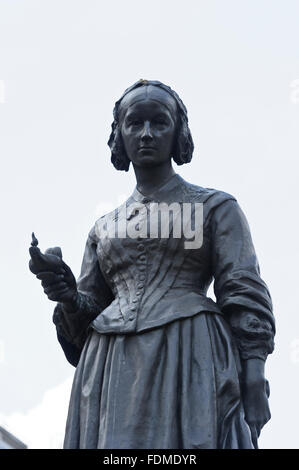 Florence Nightingale statue by Arthur George Walker (1861-1936), London ...