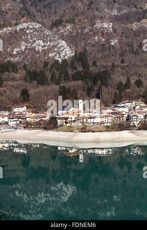 Barcis, Italy. 01st Feb, 2016. A pier in the Barcis lake of Barcis's ...