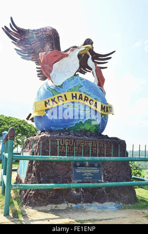 Tugu Perbatasan Garuda Perkasa (Mighty Garuda Border Monument Stock ...