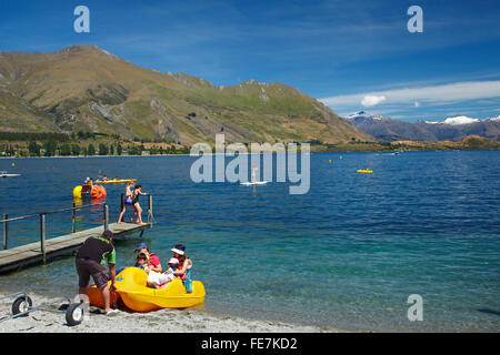Jetty and Lake Wanaka waterfront in summer, Wanaka, Otago, South Island ...