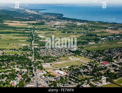 Aerial view of Beamsville Ontario from the south west Stock Photo - Alamy