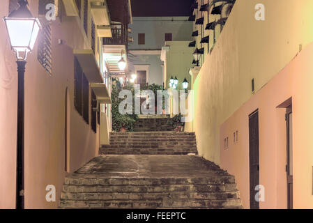 Nuns Stairway (Escalinata de las Monjas) in Old San Juan, Puerto Rico ...
