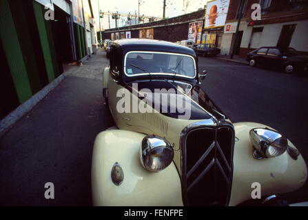 AJAXNETPHOTO - PARIS, FRANCE. - MOTORING HISTORY - CITROEN ONZE ONZE ...