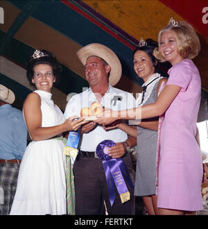 The Peach Jamboree in Stonewall, Texas, celebrates the area's annual ...
