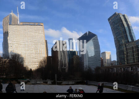 Distorted Chicago skyline reflected in the mirror surface of the Cloud ...