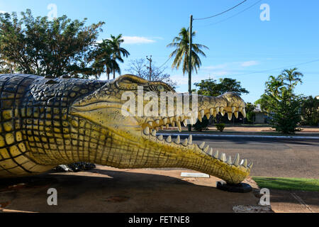 'Krys' The Savannah King, replica of a giant saltwater crocodile at Normanton, Gulf of ...